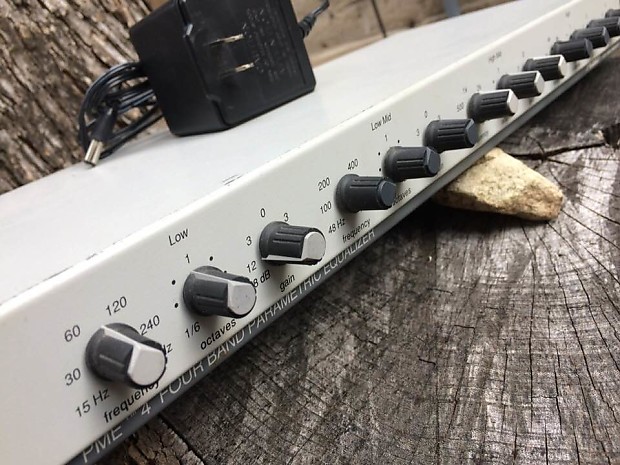 Peavey PME-4 Four Band Parametric Equalizer Rack Unit | Reverb