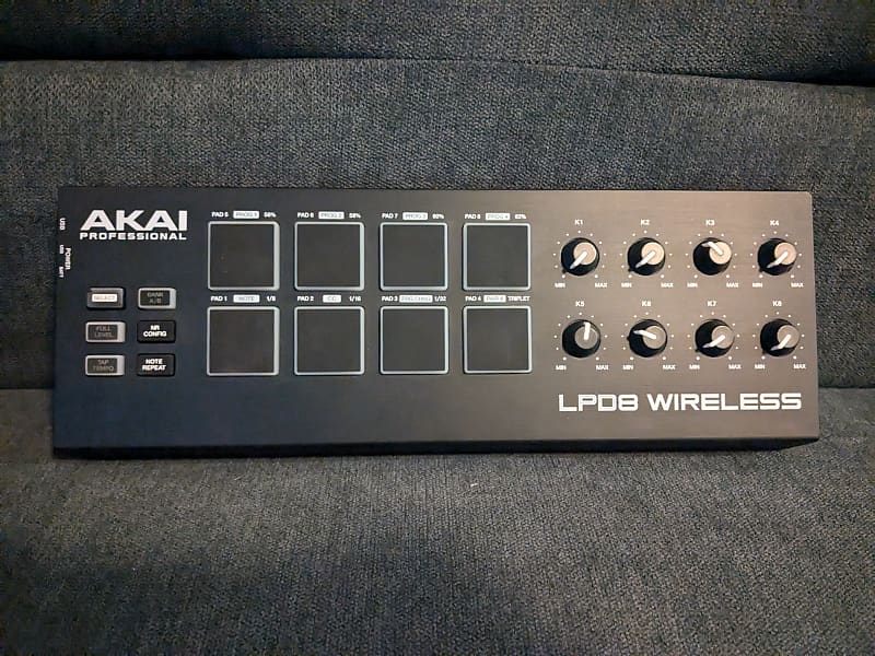 Akai LPD8 WIRELESS MIDI Controller - Black | Reverb