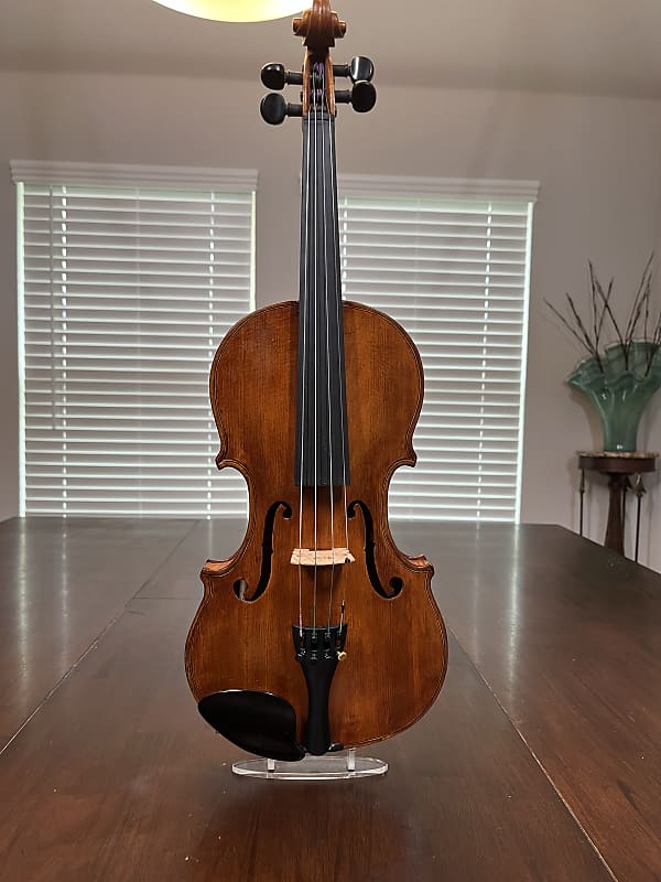 Bluegrass old tyme style folk Fiddle / Violin with the word | Reverb