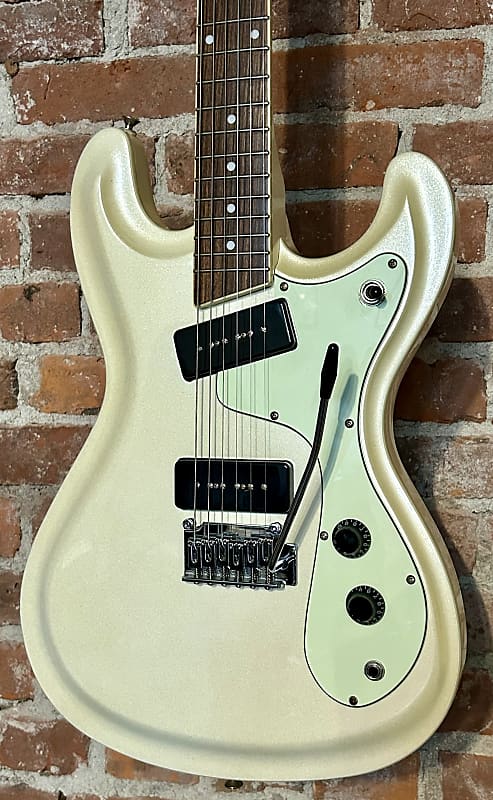 Wilson Bro's The Ventures VM-65, Mosrite Copy 2000s - Pearl | Reverb