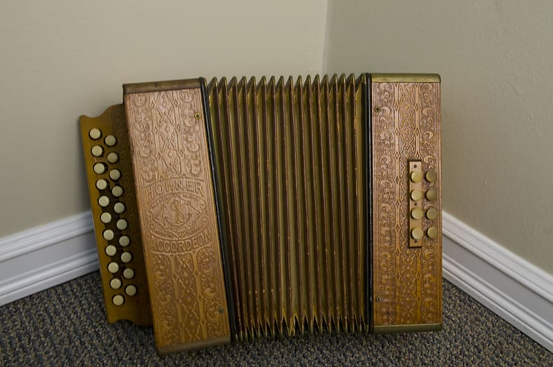 Hohner Vintage 2 Row Diatonic Button Accordion C/F | Reverb