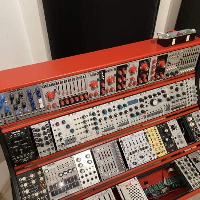 Huge Eurorack modular system in a powered case (Mutable | Reverb