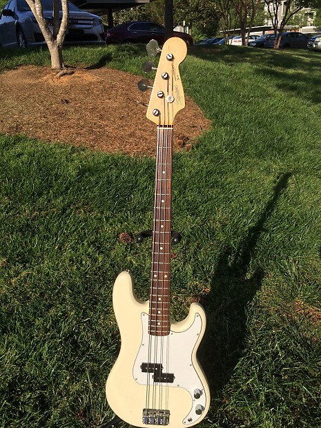 Fender Squier P Bass 1985 | Reverb