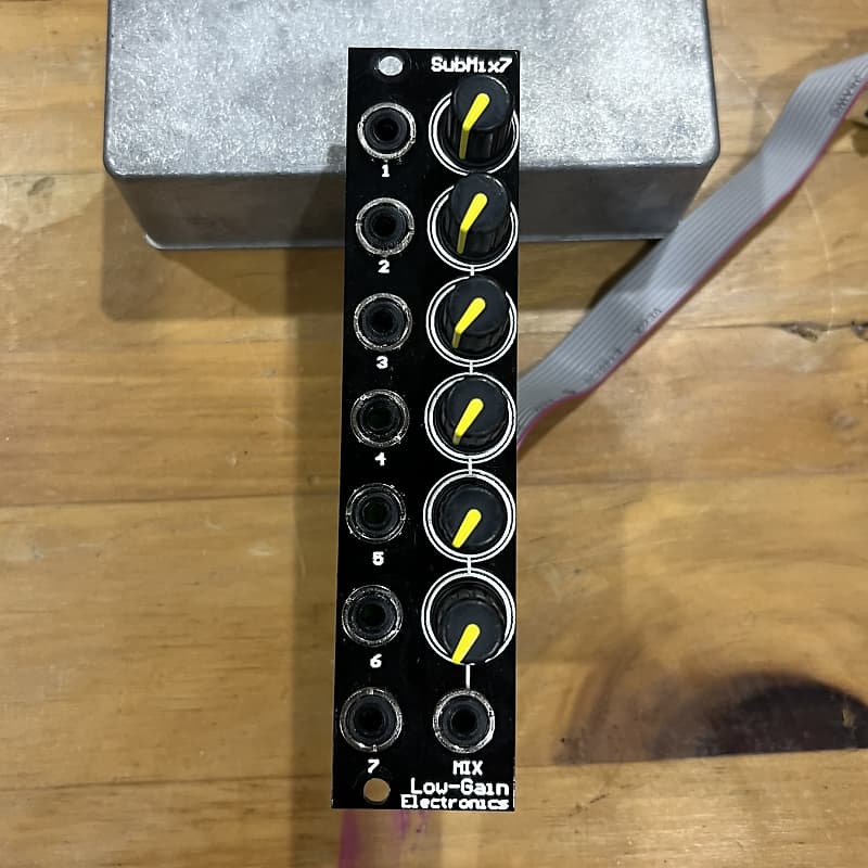 Low-Gain Electronics Submix 7 Eurorack Mixer Module - Rare | Reverb