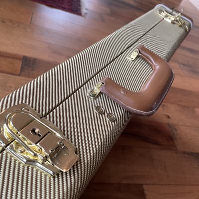 Road Runner Tweed rectangular Strat-style hardshell case | Reverb