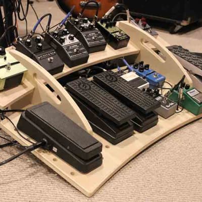 FX Pedalboards Level 2 Curved 30 inch Pedalboard | Reverb