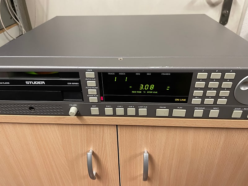 Studer D 731 CD Player | Reverb