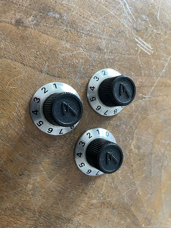 Vintage Aluminum Knobs for Fender Starcaster 1975 F Logo | Reverb UK