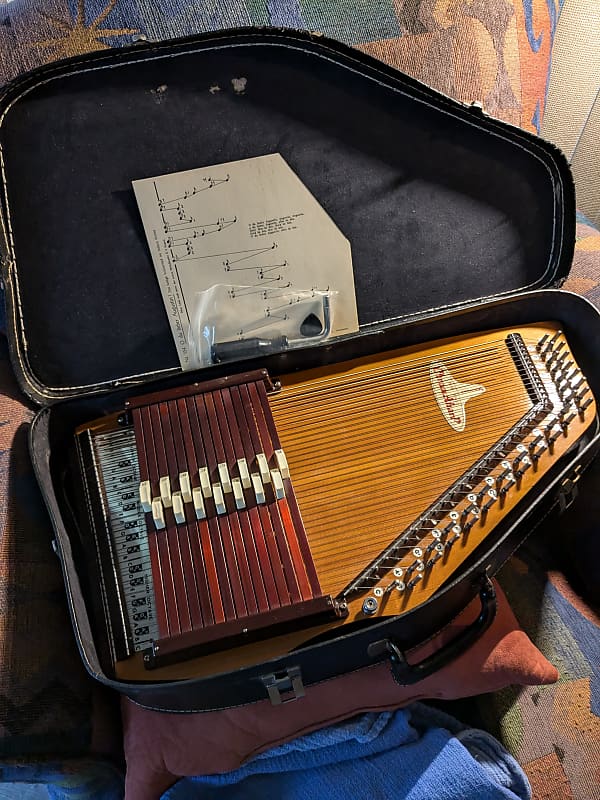 1972 Sekova Chromaharp Bluegrass Autoharp w/ Case and | Reverb