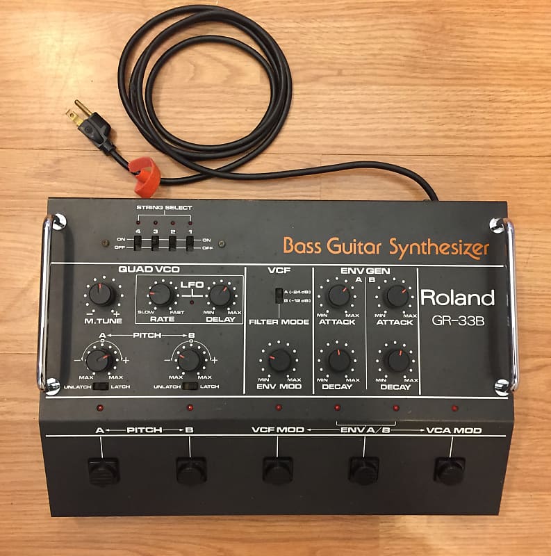 Vintage Roland GR-33B Analog Bass Guitar Synthesizer, Bass | Reverb