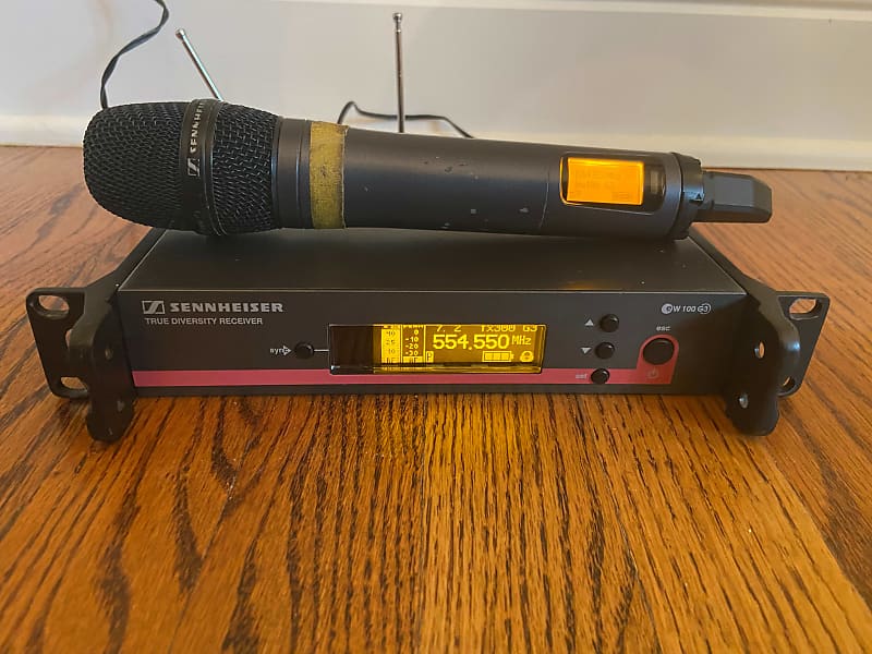 Sennheiser EW100 G3 Receiver with Handheld 865 Mic, A Band | Reverb