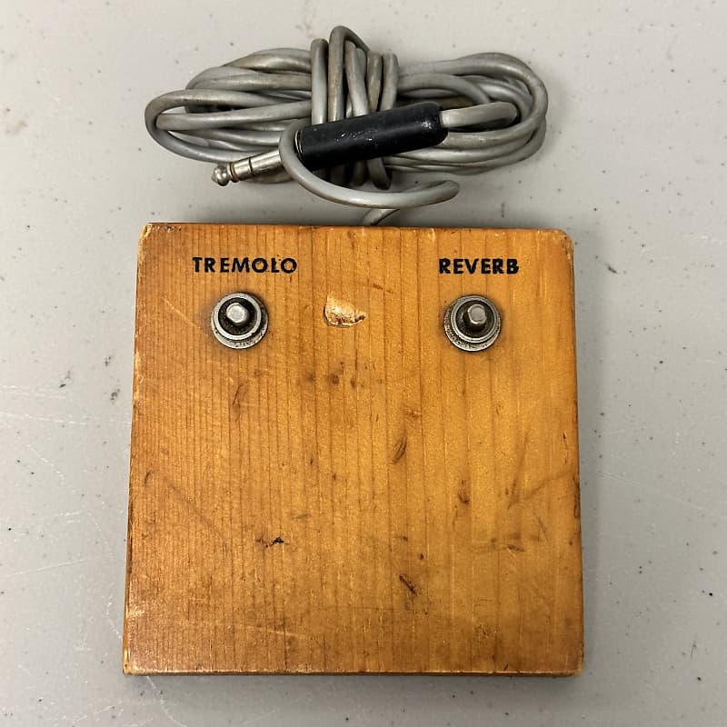 Silvertone Amp Footswitch Vintage USA 1950s-1960s 2-Button | Reverb