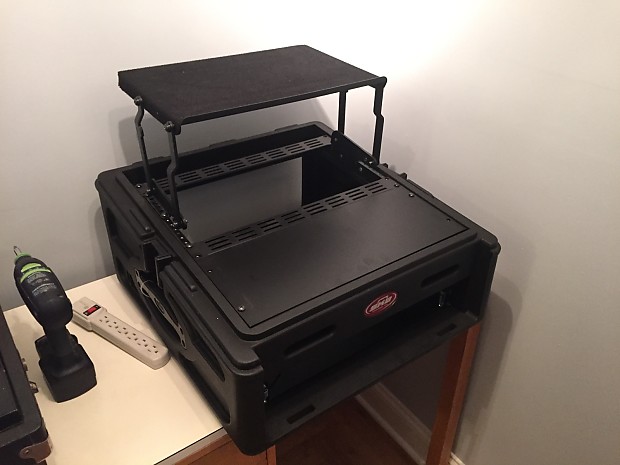 SKB Roto Rack 10X2 Rack Console (1SKB-R102) with SKB 19" AV | Reverb