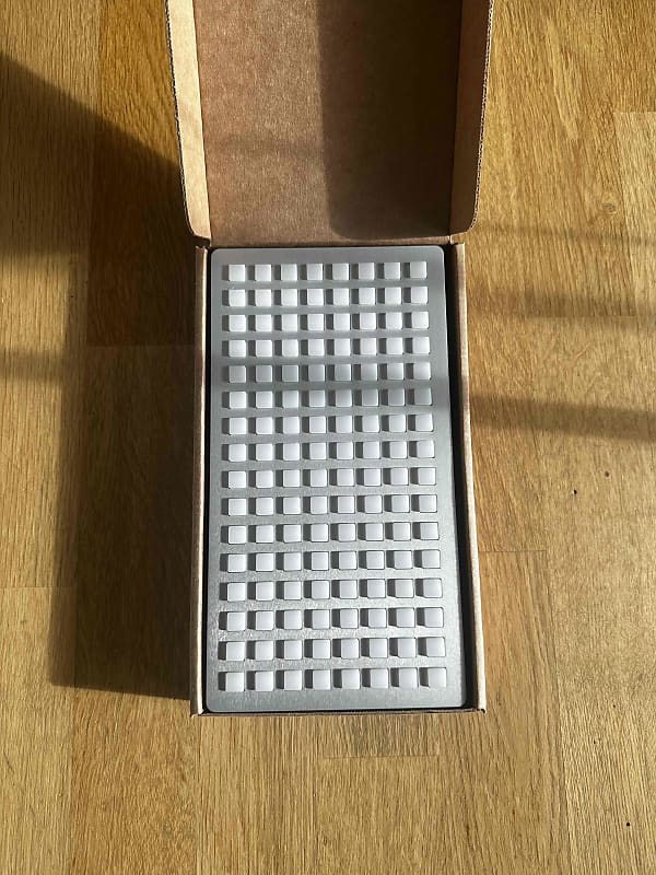 Monome Grid 2024 - Aluminium | Reverb
