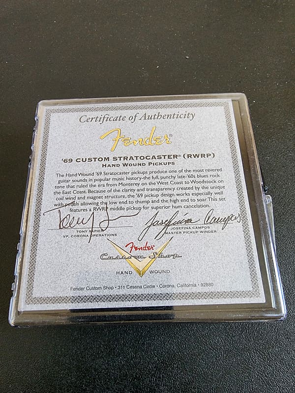 Fender Fender Custom Shop Josefina Limited Edition Hand Fender Fender Custom Shop Josefina Limited Edition Hand