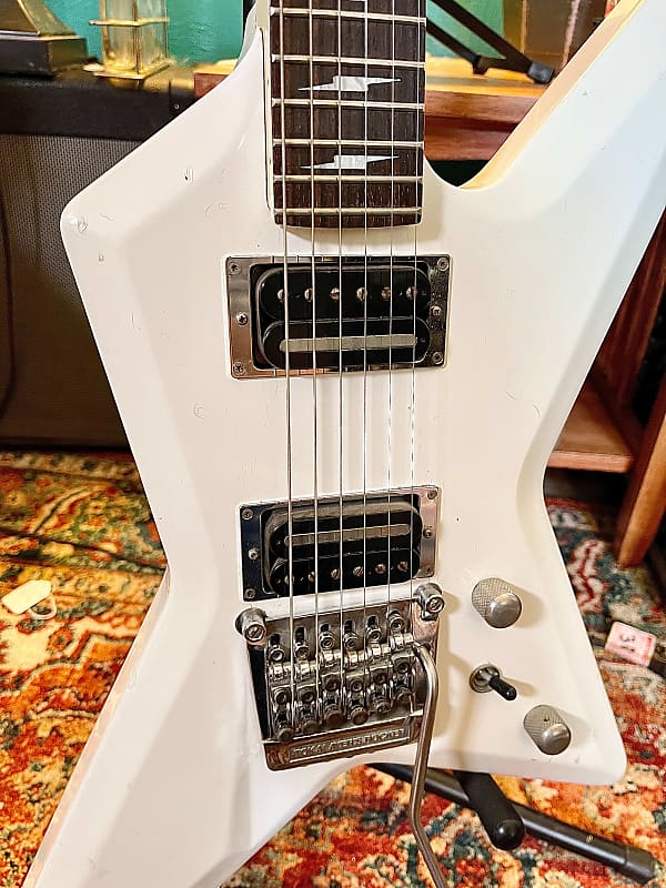 1980s Tokai FSD-50 Super Edition Electric - White Gloss | Reverb 1980s Tokai FSD-50 Super Edition Electric - White Gloss | Reverb