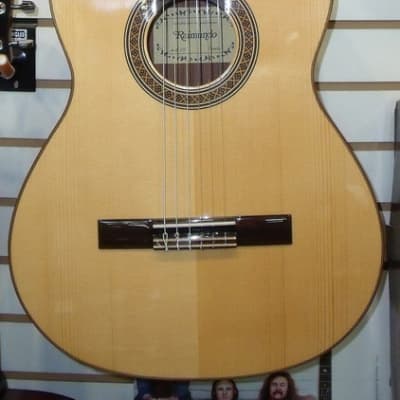 Raimundo Model 118 Classical Guitar | Reverb