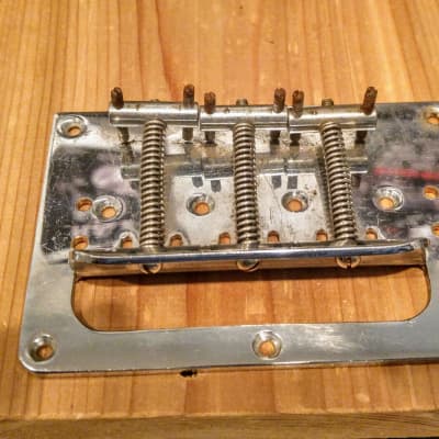 Wrap Around Bridge tunable as shown | Reverb Canada