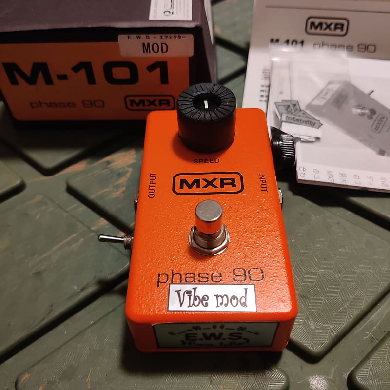 MXR E.W.S. M101 Phase 90 Vibe Mod | Reverb