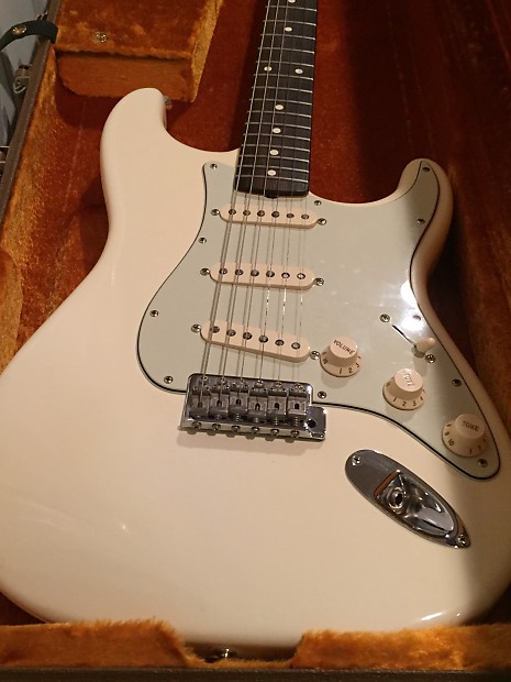 Fender AVRI 62 Hot Rod Strat, Olympic White | Reverb