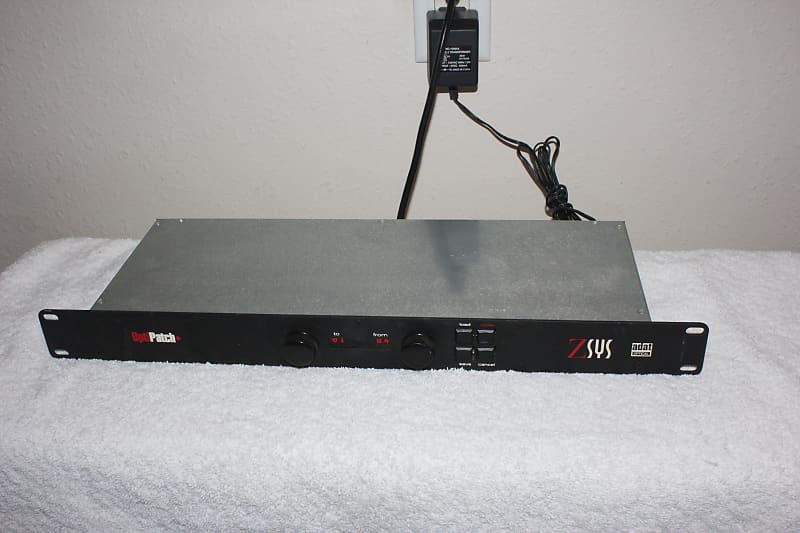 Zsys Optipatch LightPipe 15 x 15 Optical Patch Bay | Reverb