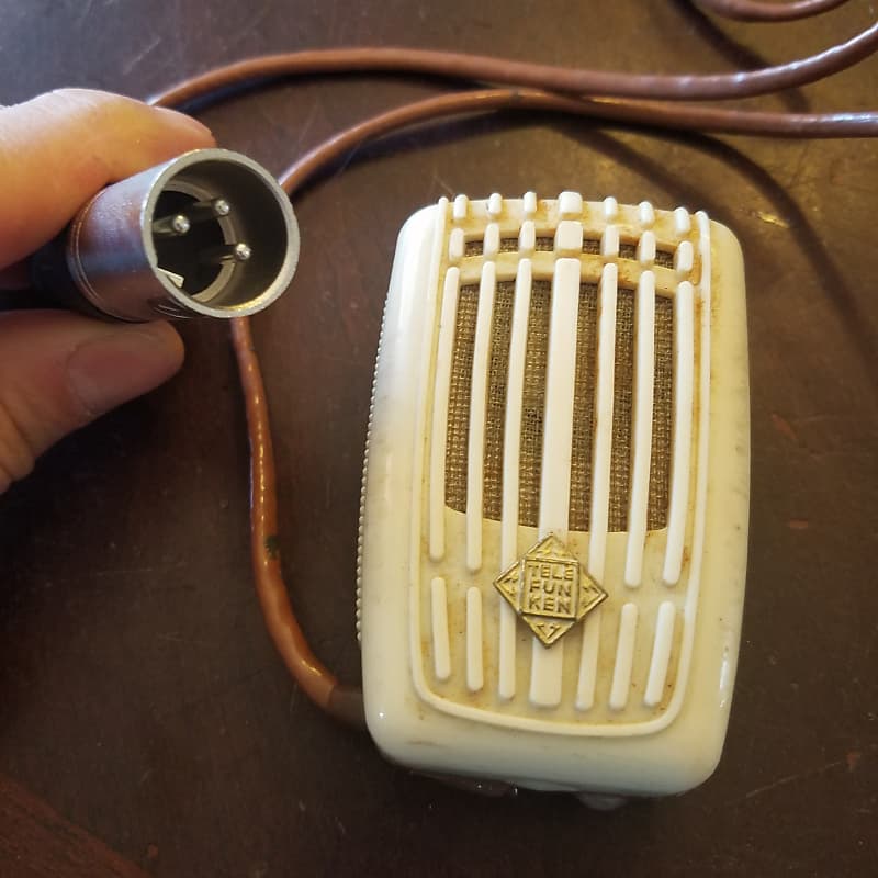 Telefunken D9 A Harp Mic 1950s Beige and Brown Plastic | Reverb UK