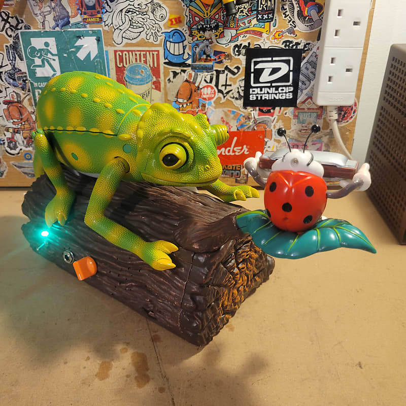 Chameleon Telephone Microphone by Weird & Wired (Lofi | Reverb