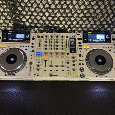 1x SET / BUNDLE LIMITED EDITION WHITE PIONEER Dj CDJ2000 | Reverb