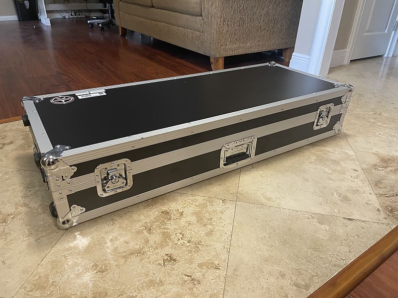 Road Runner Keyboard Flight Case | Reverb