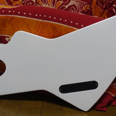 Orville by Gibson Explorer - Alpine White | Reverb