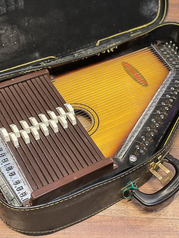 ChromAharp Vintage Autoharp with Sunburst Finish | Reverb