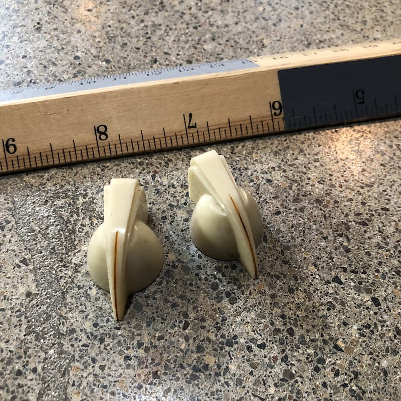 White Chicken Head Knobs Daka-Ware x 2: 1950s - '60s | Reverb Canada