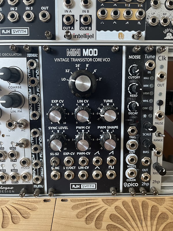 AJH Synth Mini Mod Vco black | Reverb