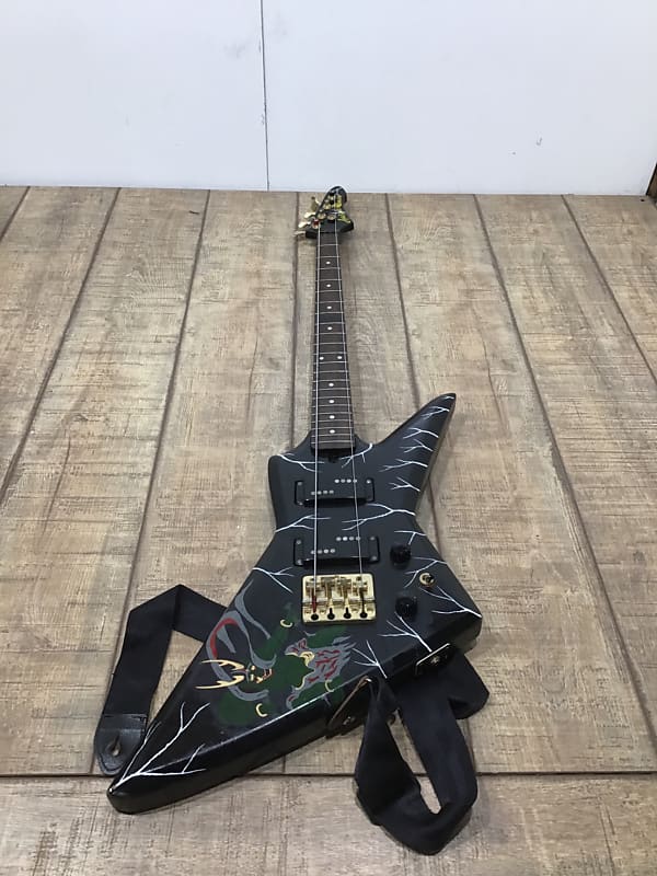 Aria Pro II ZZB Deluxe 1980s Black Japan explorer bass + Orig | Reverb