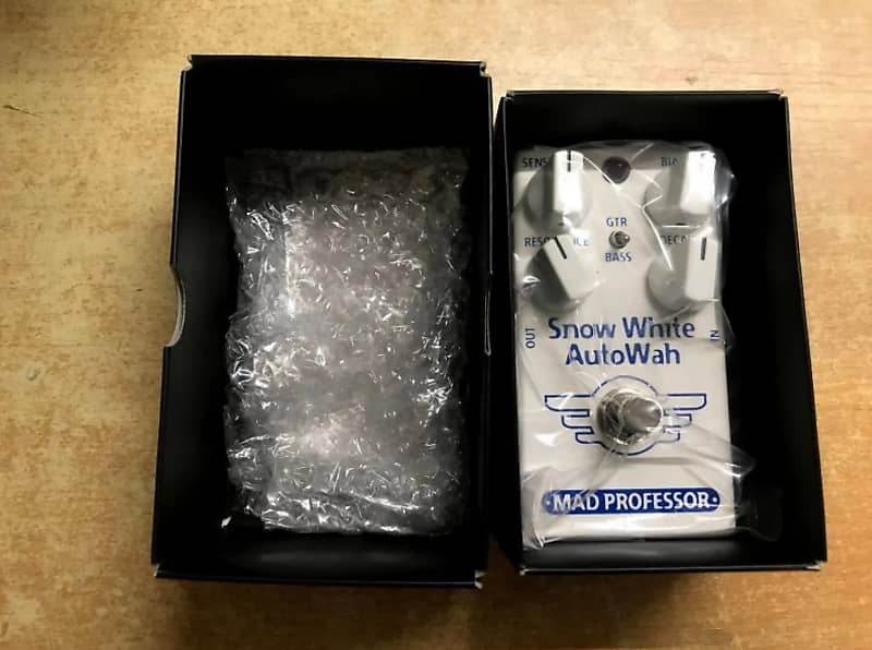 Mad Professor Snow White Auto Wah w/ Original box & | Reverb Canada