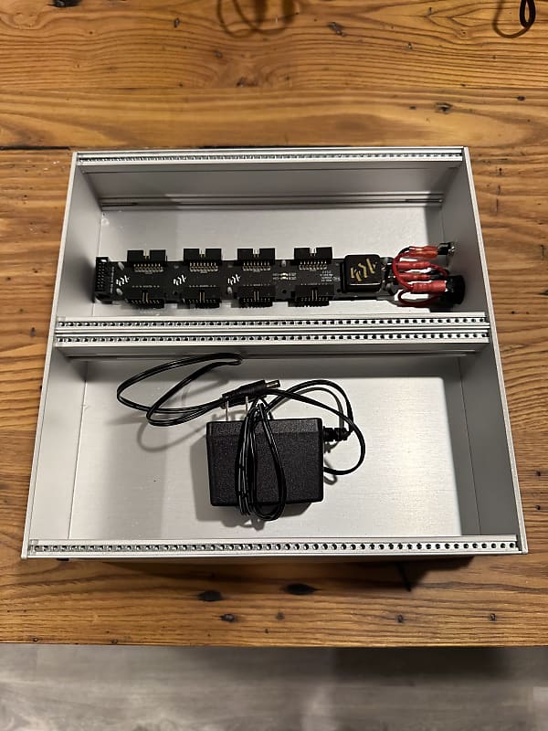 ALM/Busy Circuits ALM-CS004 6U 52HP 1 Amp Eurorack Skiff Case | Reverb