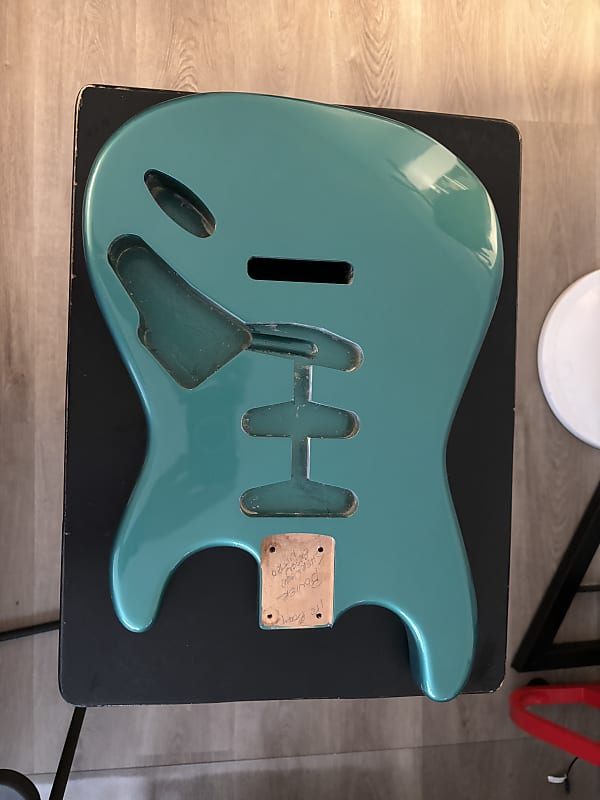 Fender Stratocaster Body - Alder - Nitro Finish - B.Hefner | Reverb