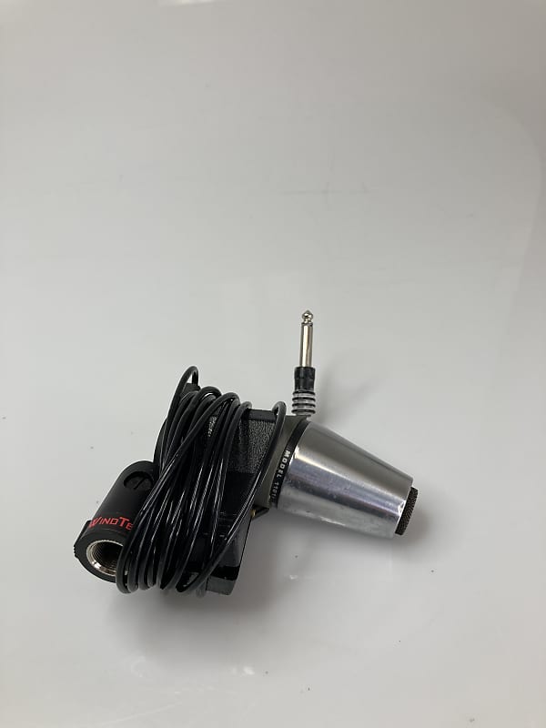 Ampex 1101 Dynamic Microphone w/ windtech mic clip | Reverb