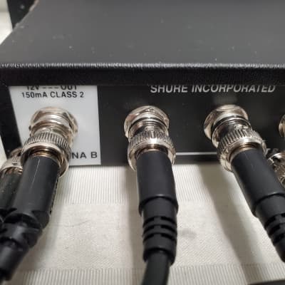 SHURE UA844 ANTENNA DISTRIBUTION SYSTEM FREQUENCY 470-900 | Reverb