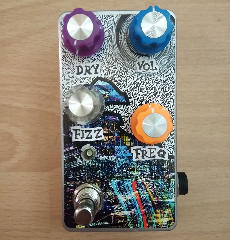 Glitchwave 567 | Electro Noise Machine | Reverb