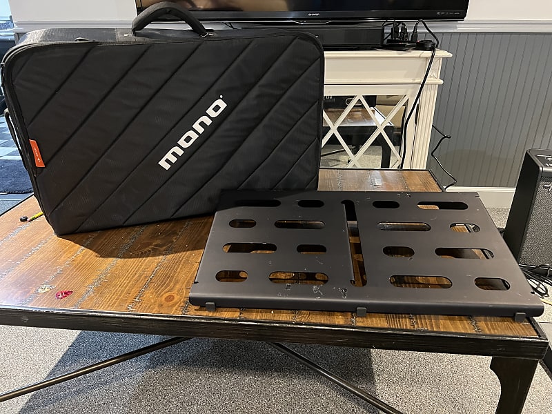 Mono Pedalboard Medium and Tour Accessory Case 2.0 | Reverb