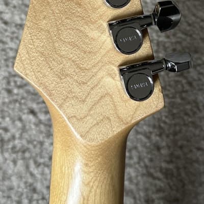 Beautiful Yamaha RGZ121P 1991 - Vivid Red With Hard Shell | Reverb