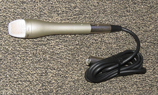 Shure SM63 SM-63 Omnidirectional Dynamic Vocal Microphone | Reverb