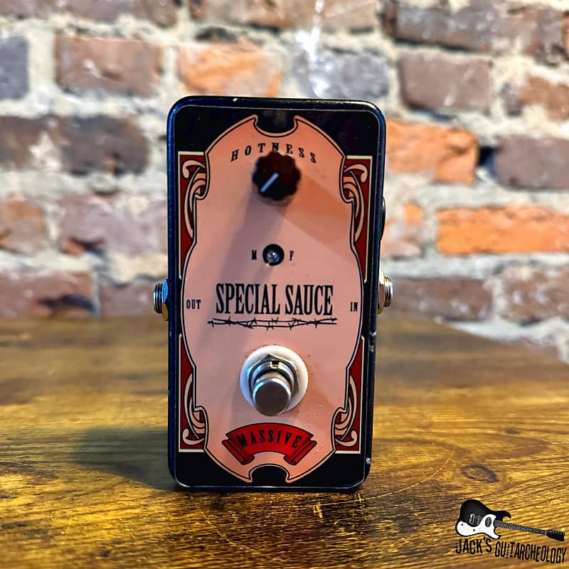 Massive Special Sauce Boost Pedal *USED* (2010s - Black) | Reverb