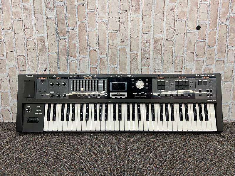 Roland VR-09 Synthesizer (San Antonio, TX) | Reverb