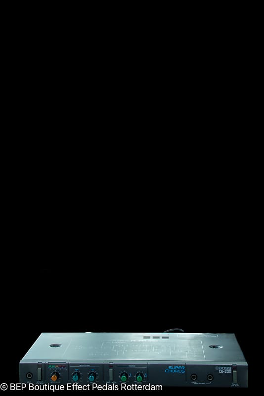 Boss CE-300 Super Chorus | Reverb