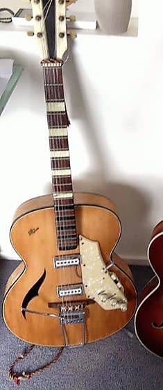 Hofner F-hole Acoustic 1954 | Reverb Canada