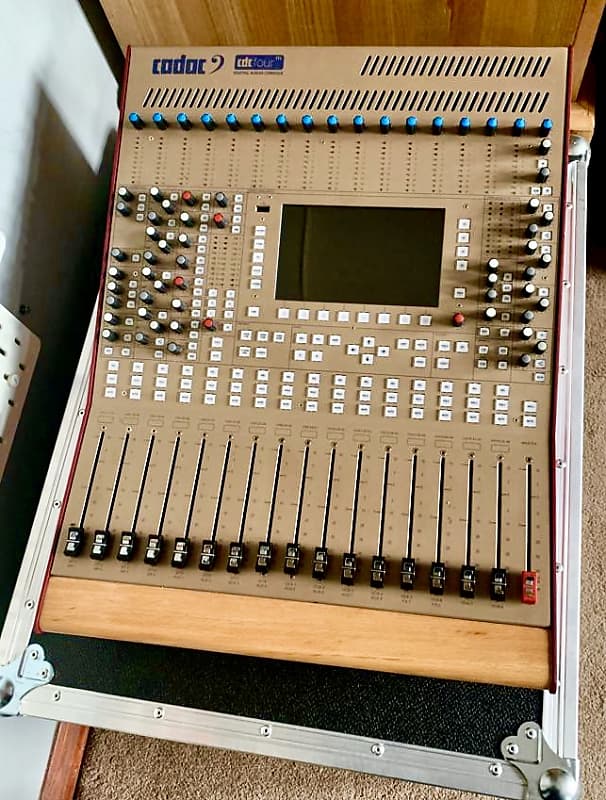 Cadac CDC Four:M with CDC i/o 3216 Stage Rack | Reverb France