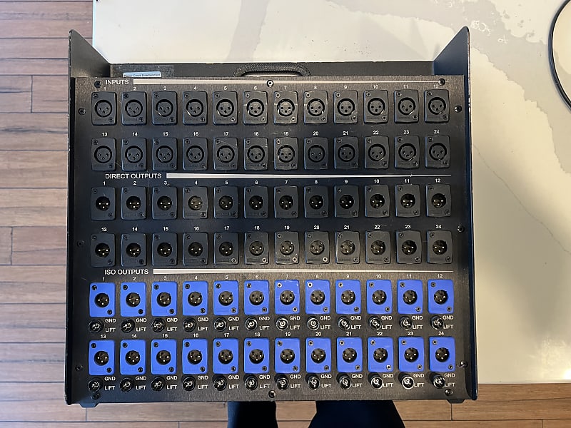 Whirlwind 24 Input, 48 Output Passive Mic Splitter (1 x | Reverb