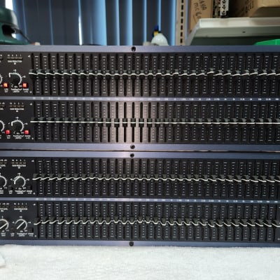 Alesis DEQ830 8 Channel Graphic EQ and Real Time | Reverb Canada